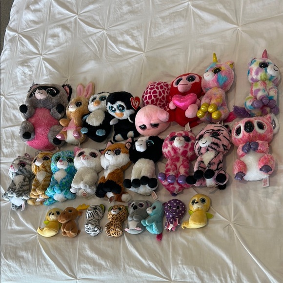 Ty | Toys | Lot Of 25 Ty Beanie Boo Collection 2inch Figures | Poshmark